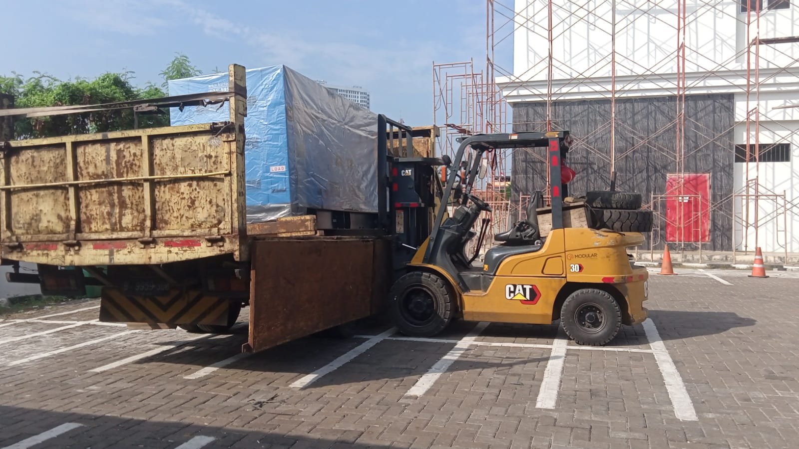 Sewa Forklfit Bekasi Utara